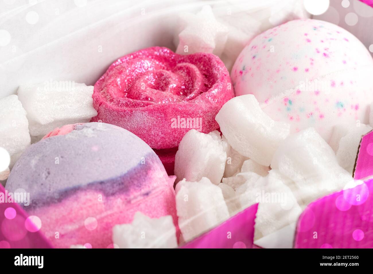 Bath bombs hi-res stock photography and images - Alamy