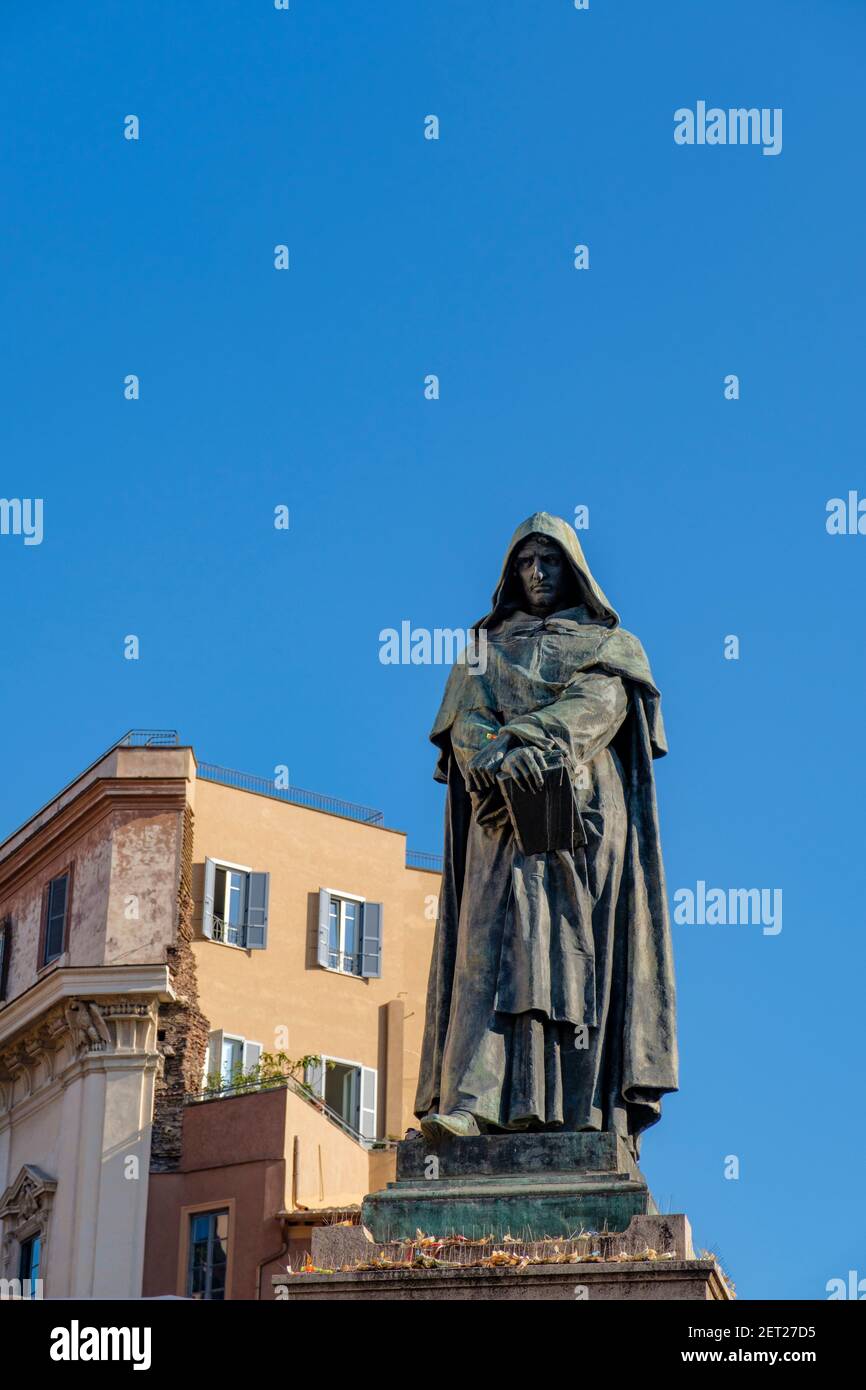 Giordano bruno statue hi-res stock photography and images - Alamy