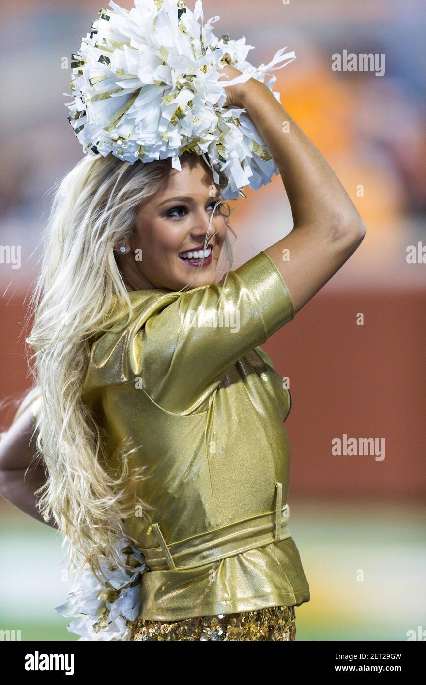 November 17, 2018: Missouri Tigers cheerleader during the NCAA football ...