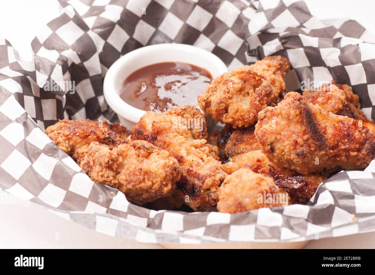 Take away breaded chicken hi-res stock photography and images - Alamy