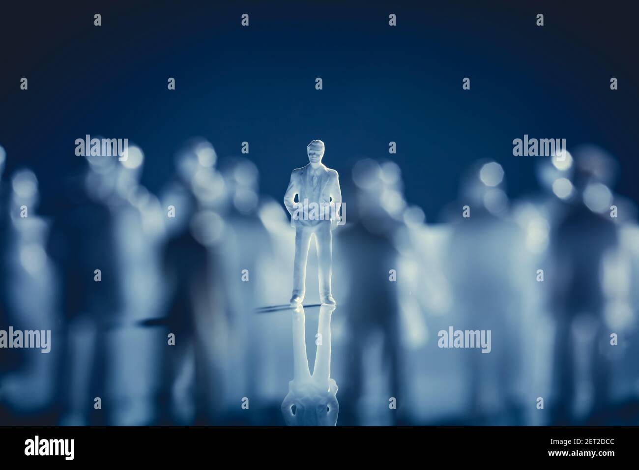 Person alone in a crowd hi-res stock photography and images - Alamy