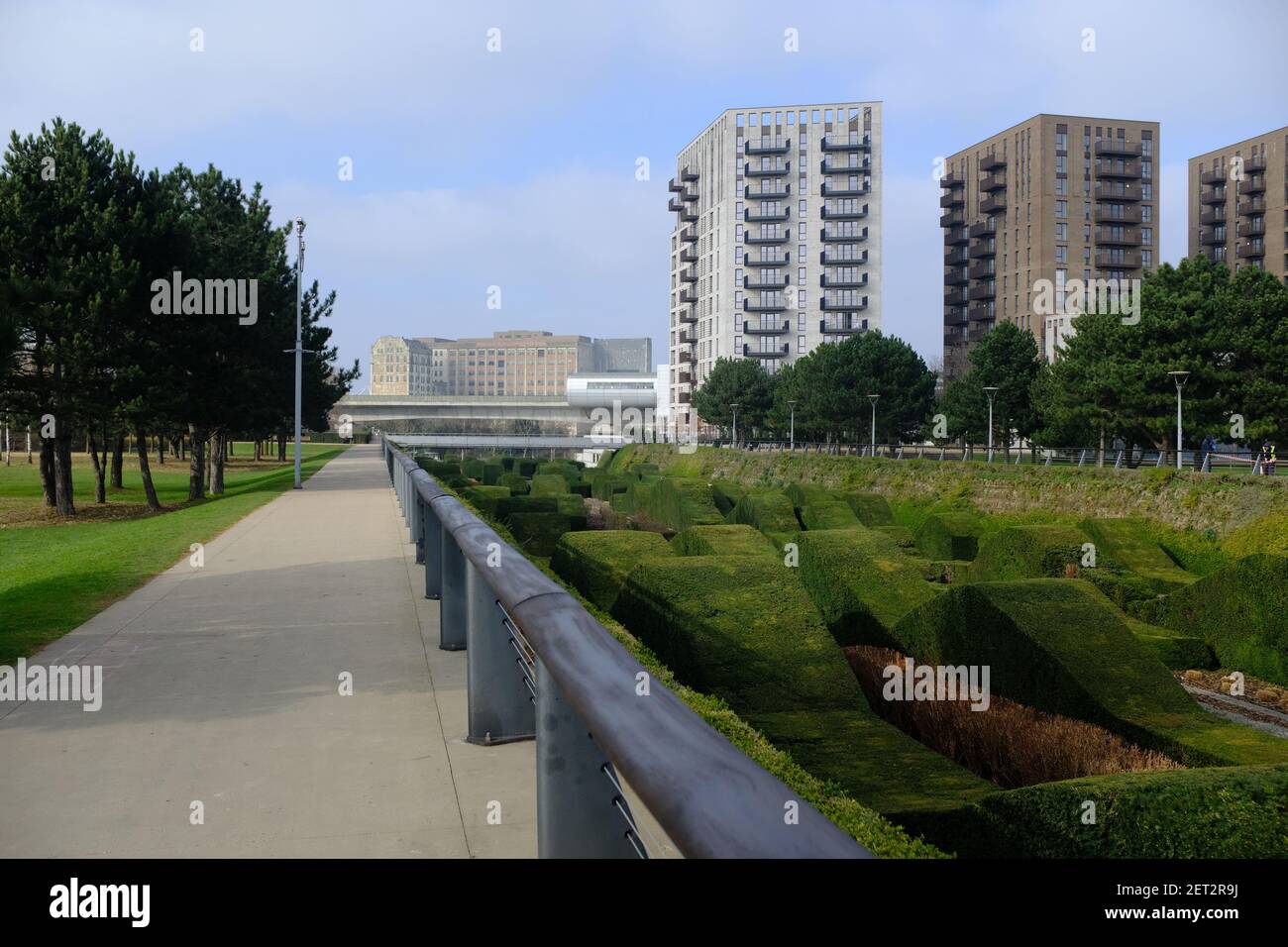 SILVERTOWN, LONDON - 1ST MARCH 2021: A view of the modern development ...