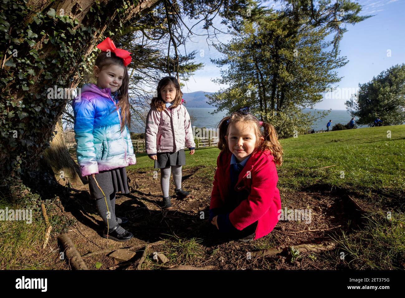 Irish children return to school hi-res stock photography and images - Alamy