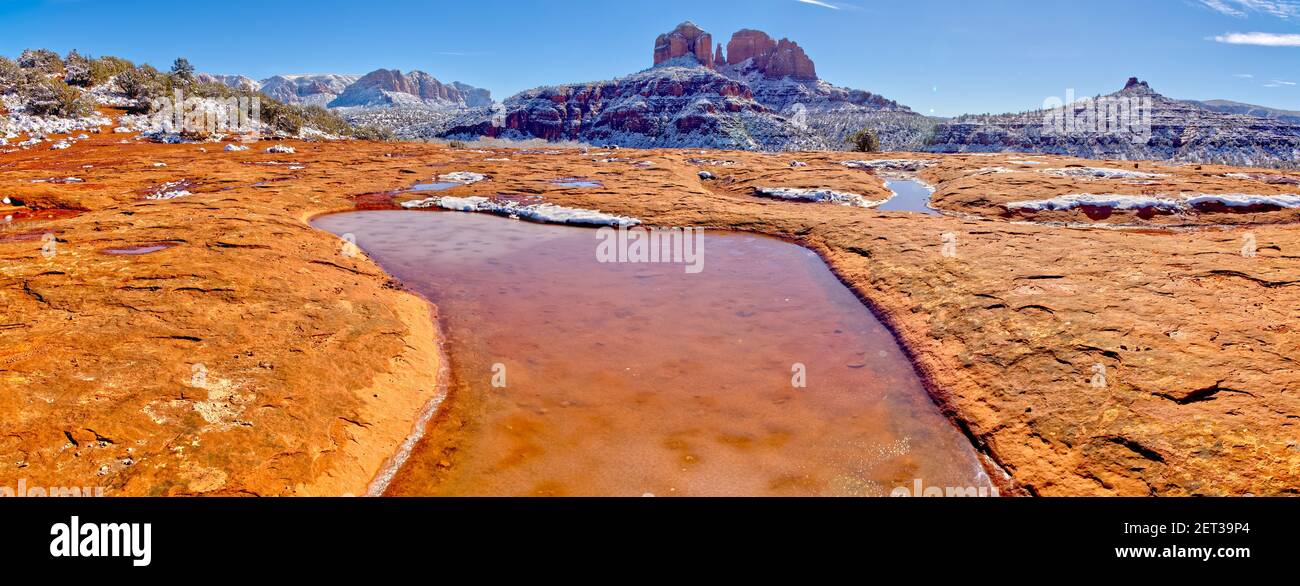 Snow Covered Cathedral Rock view from sandstone plateau along Secret ...