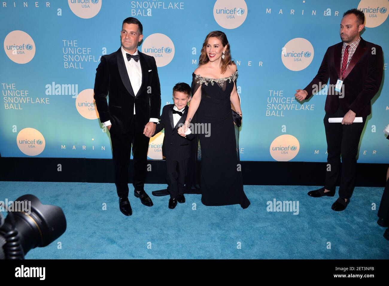 (L-R) David Bugliari, actress Alyssa Milano and son Milo Thomas ...