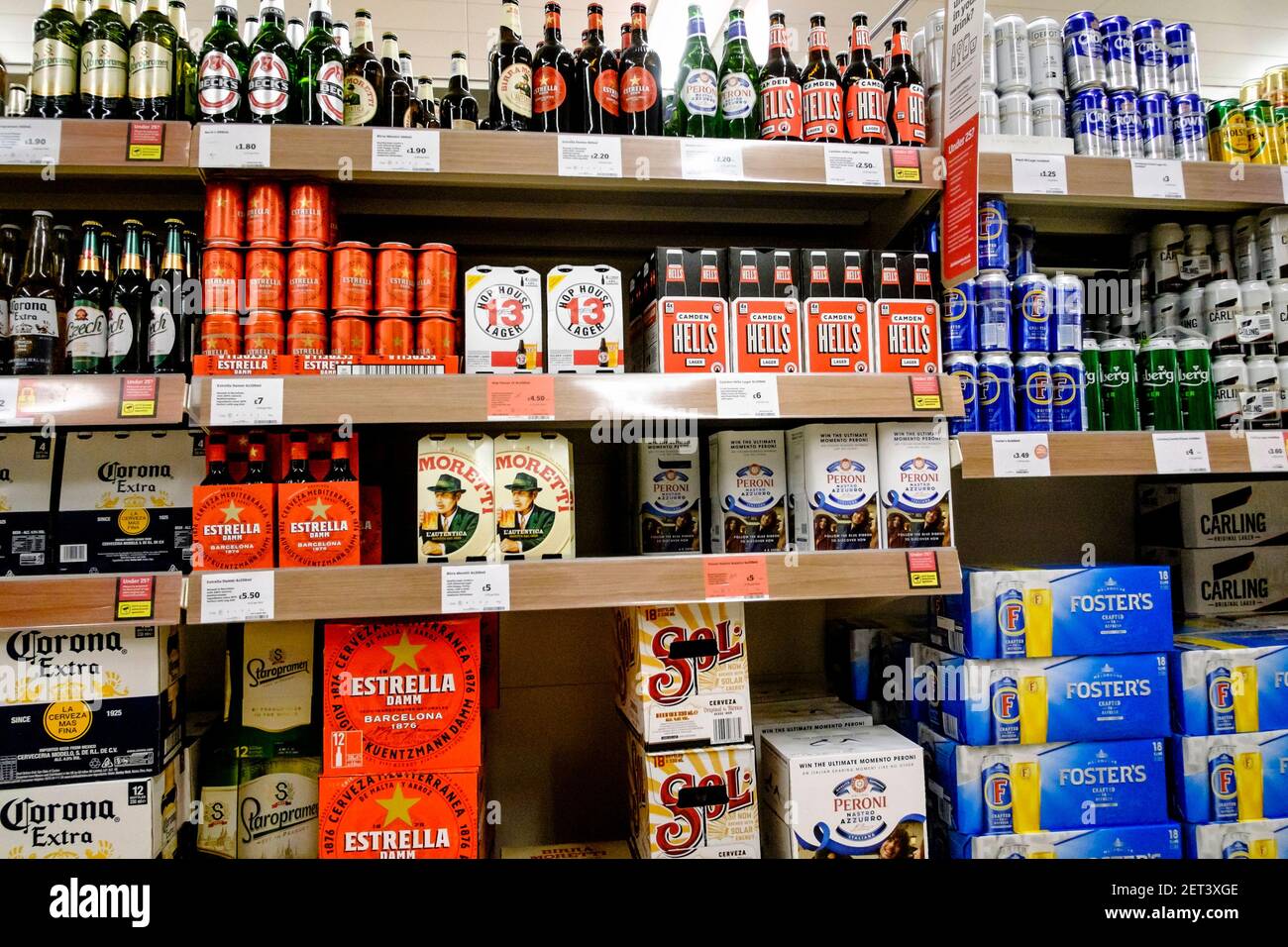 Beer boxes hi-res stock photography and images - Alamy