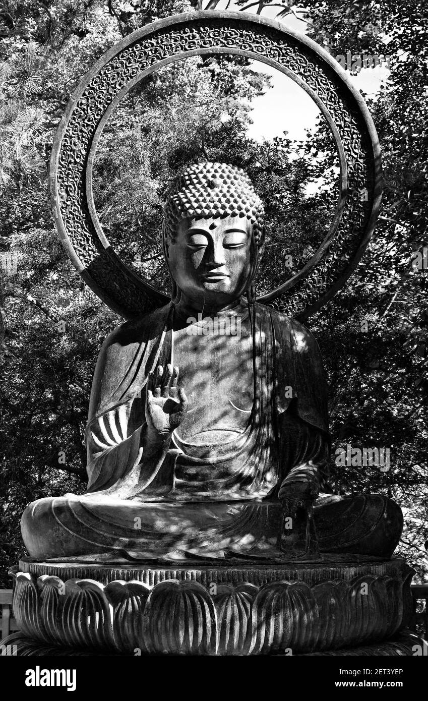 Culture vertical Black and White Stock Photos & Images - Alamy