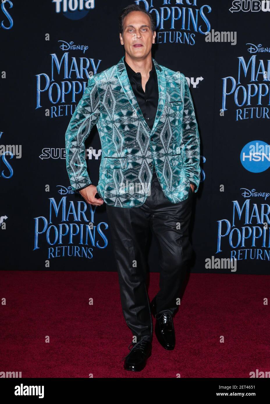 HOLLYWOOD, LOS ANGELES, CA, USA - NOVEMBER 29: Todd Stashwick at the ...