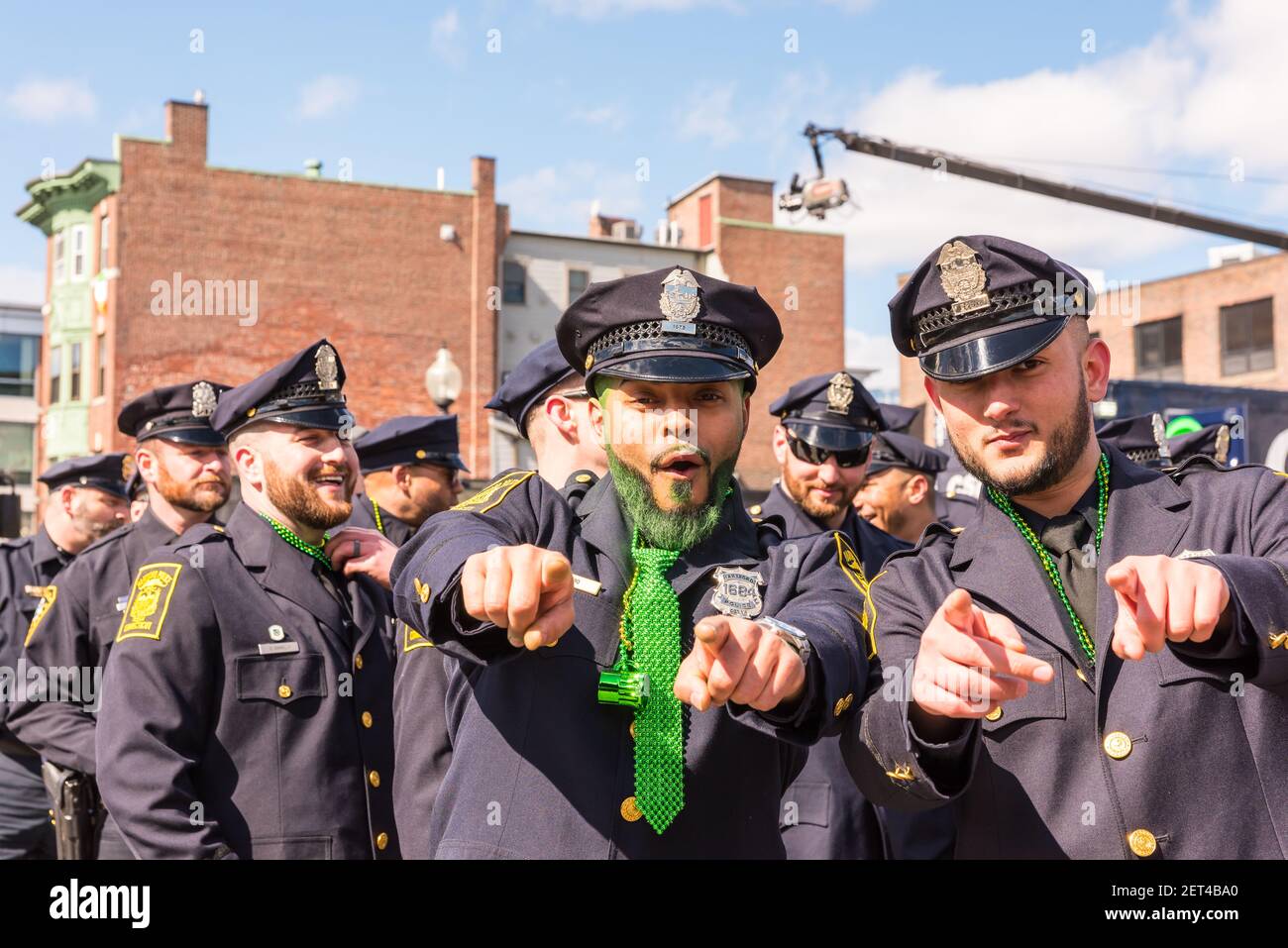 Policemen st patricks parade hi-res stock photography and images - Alamy
