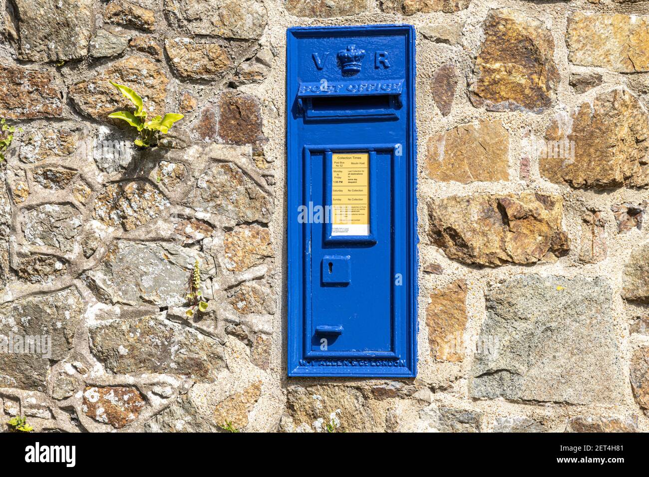 Rural letter boxes hi-res stock photography and images - Alamy
