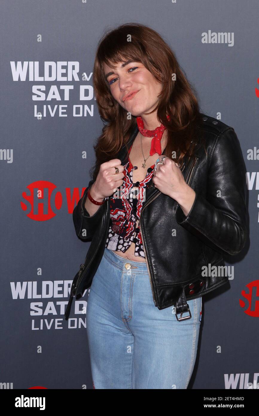 Jenny Lewis attends the Showtime PPV Heavyweight Championship of the ...