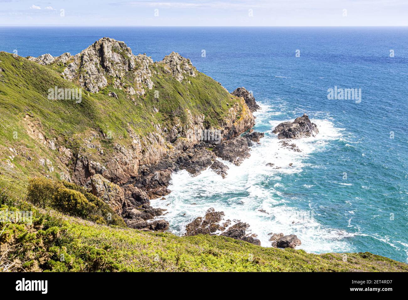 Beautiful natural scenic summer hi-res stock photography and images - Alamy