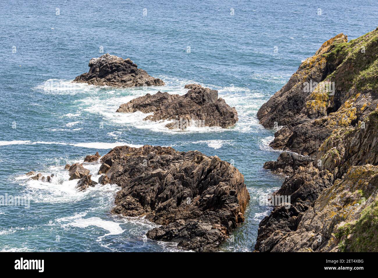 Rocks and beautiful scenery hi-res stock photography and images - Alamy