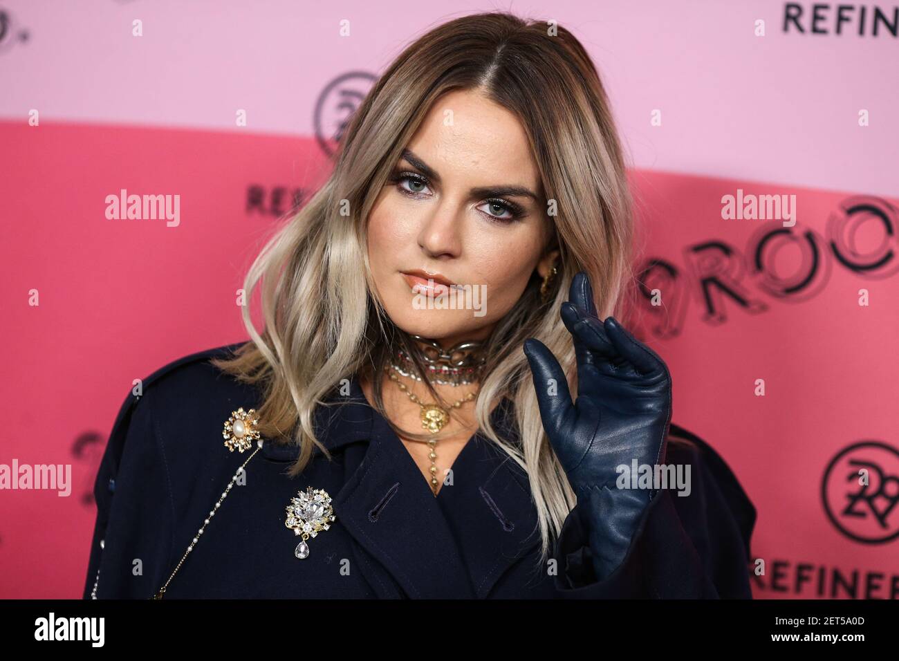LOS ANGELES, CA, USA - DECEMBER 04: Singer JoJo aka Joanna Noelle ...