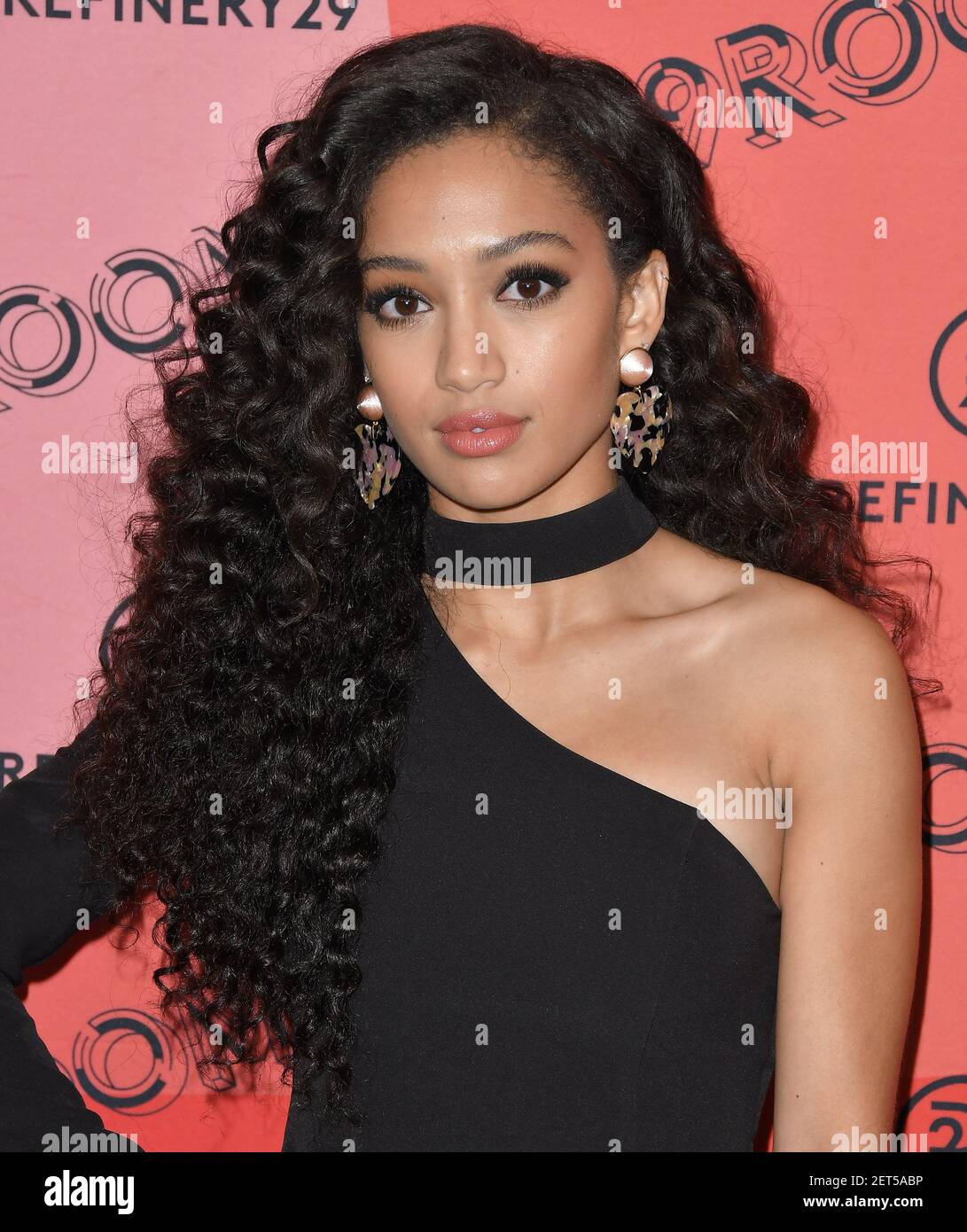 Sam Logan arrives at the Refinery29’s "29Rooms LA: Expand Your Reality ...