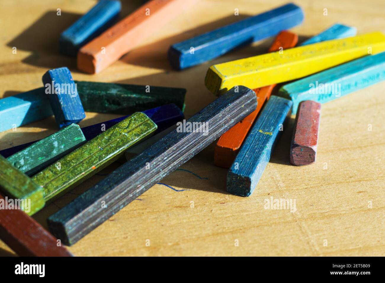 Oil pastels hi-res stock photography and images - Alamy