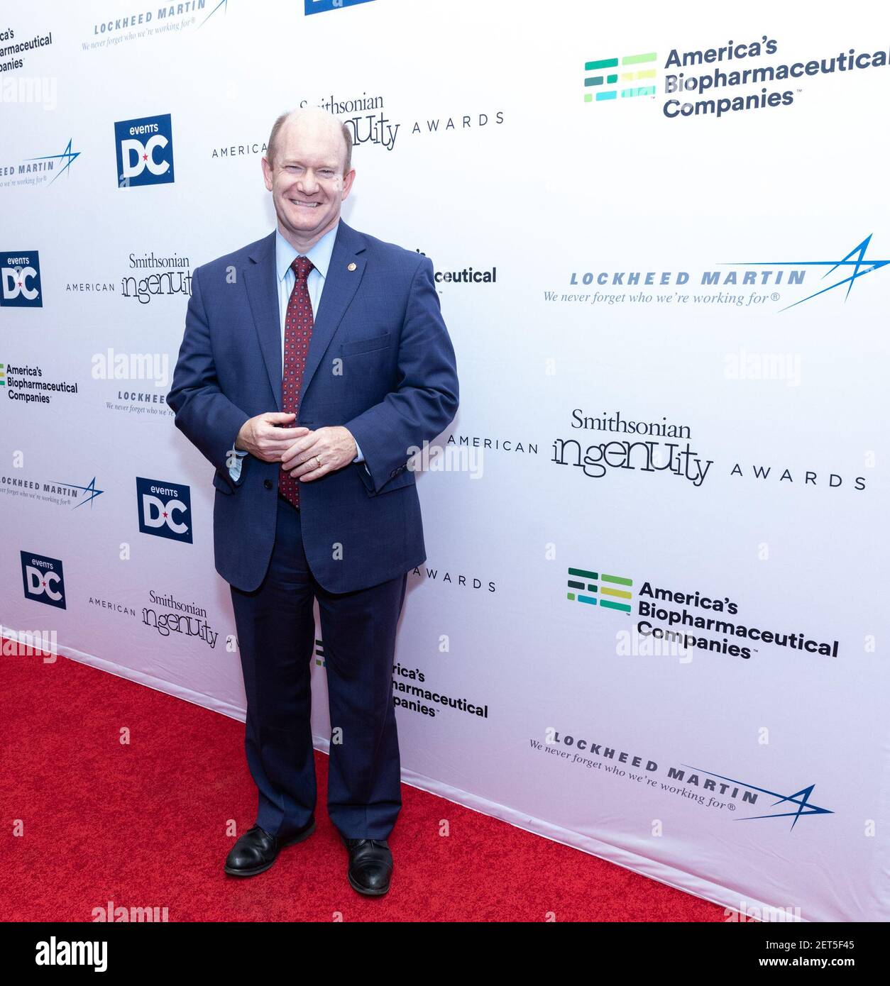 Senator Chris Coons, (D-DE), on the red carpet at the Smithsonian ...