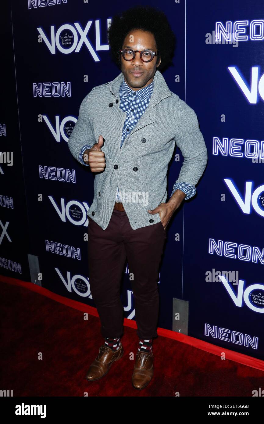 HOLLYWOOD, LOS ANGELES, CA, USA - DECEMBER 05: Johnathan Fernandez at ...