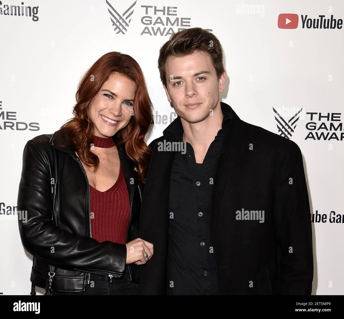 LOS ANGELES - DECEMBER 6: Courtney Hope and Chad Duell attend the 2018 ...