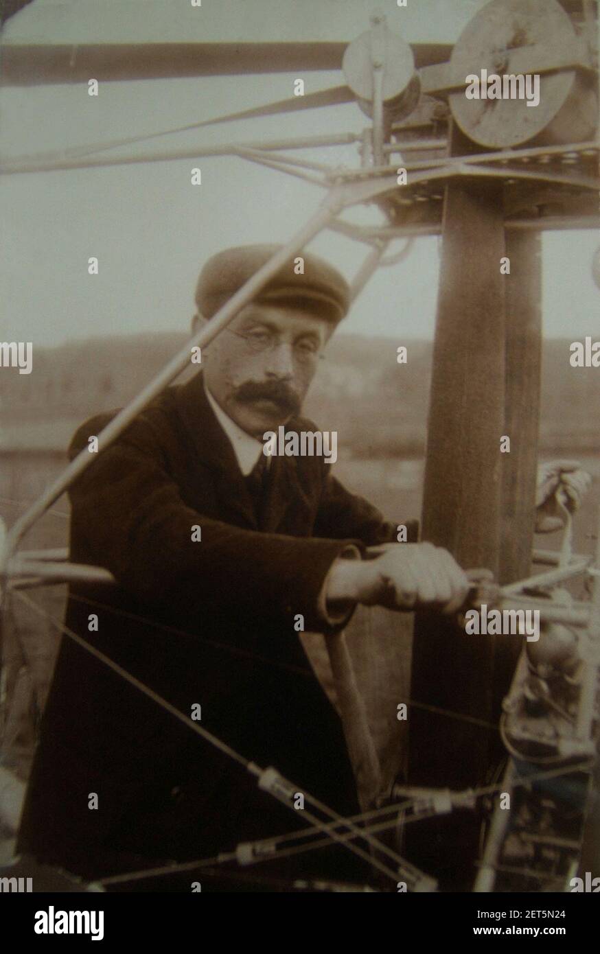 Paul cornu hi-res stock photography and images - Alamy