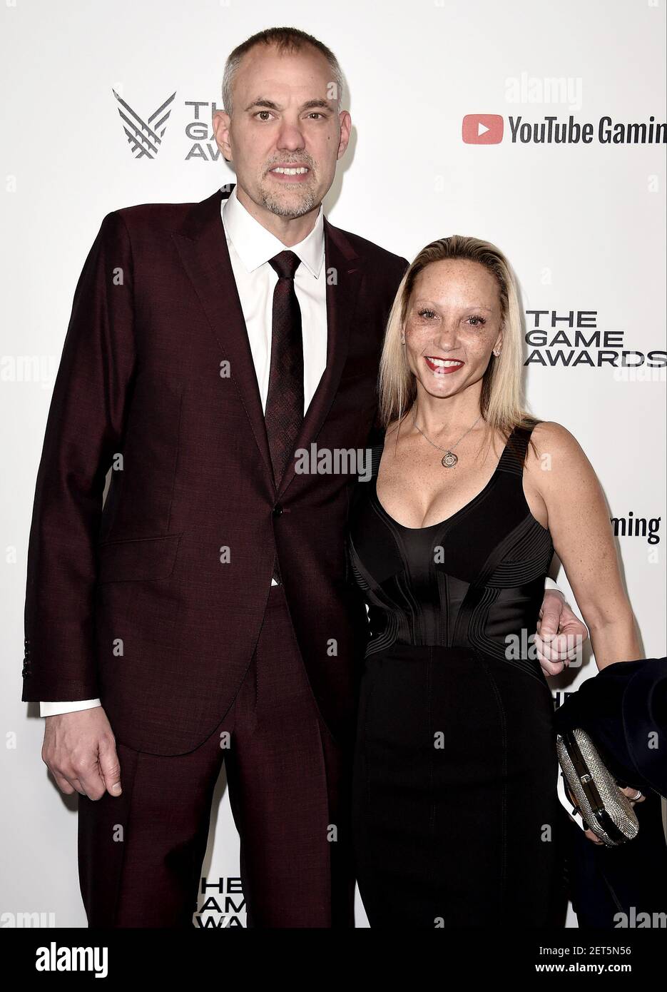 LOS ANGELES - DECEMBER 6: Greg Thomas and Cynthia Thomas attend the ...