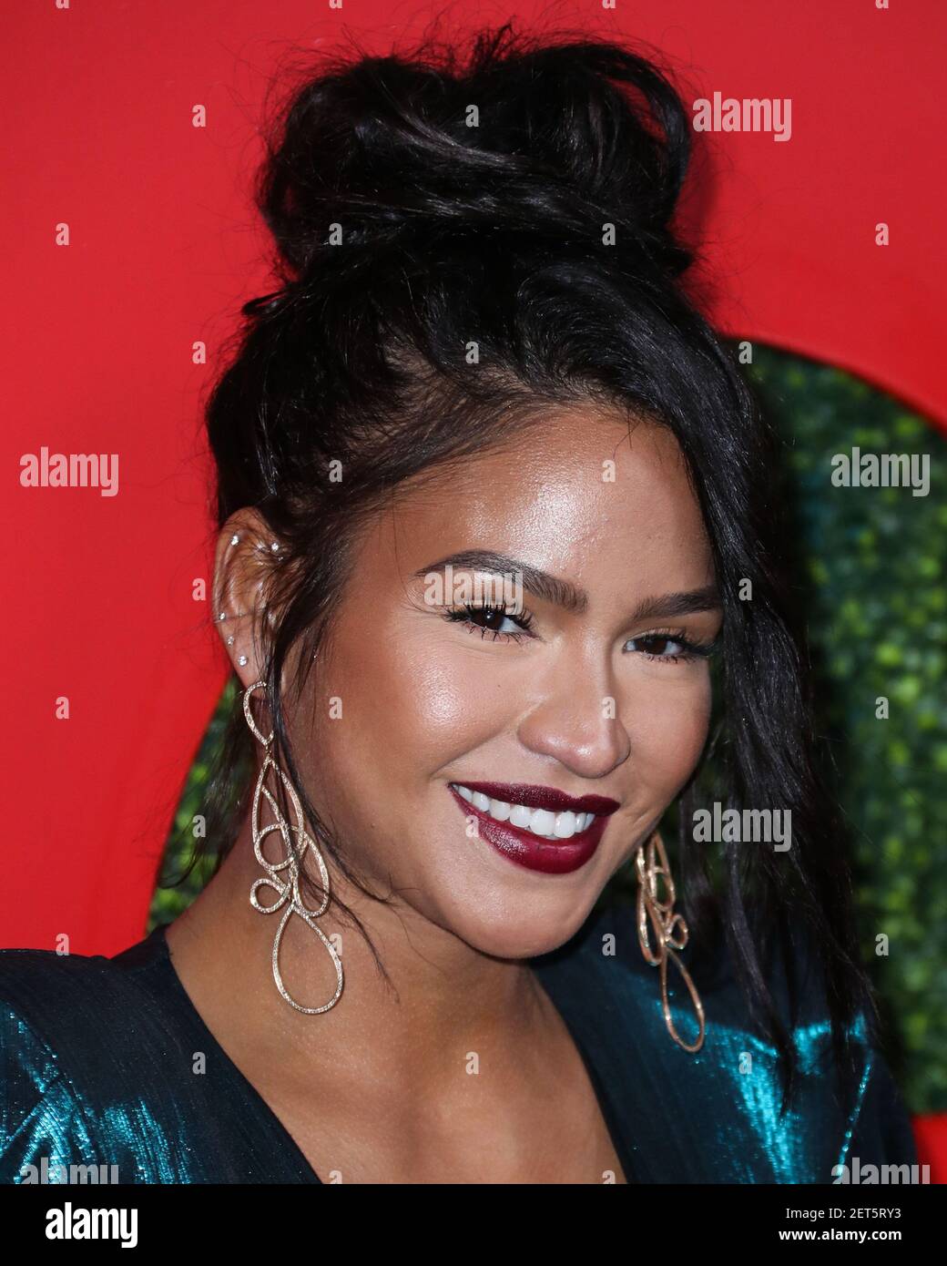 BEVERLY HILLS, LOS ANGELES, CA, USA - DECEMBER 06: Singer Cassie ...