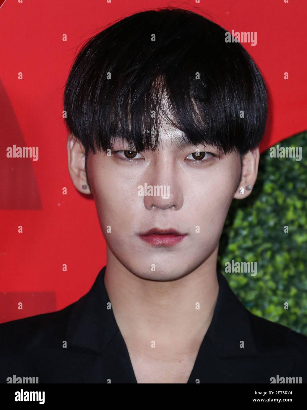 BEVERLY HILLS, LOS ANGELES, CA, USA - DECEMBER 06: Zeyu Wang arrives at the 2018 GQ Men Of The ...