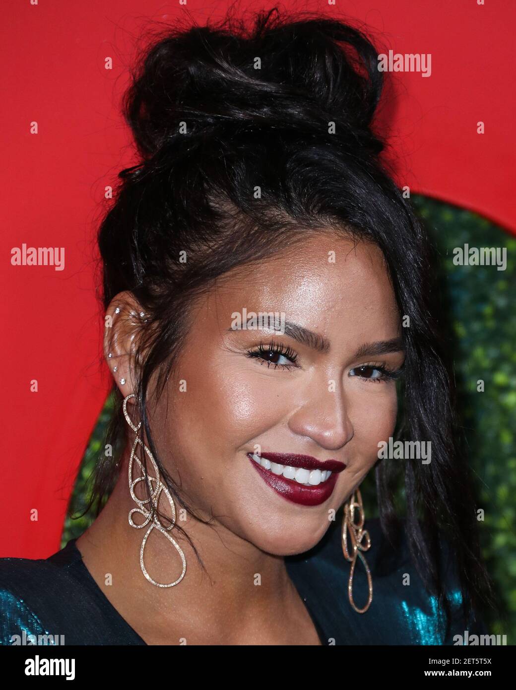 BEVERLY HILLS, LOS ANGELES, CA, USA - DECEMBER 06: Singer Cassie ...