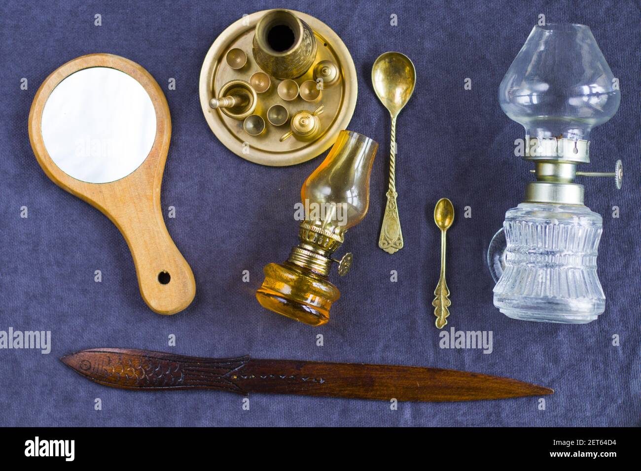 Clock table victorian hi-res stock photography and images - Alamy