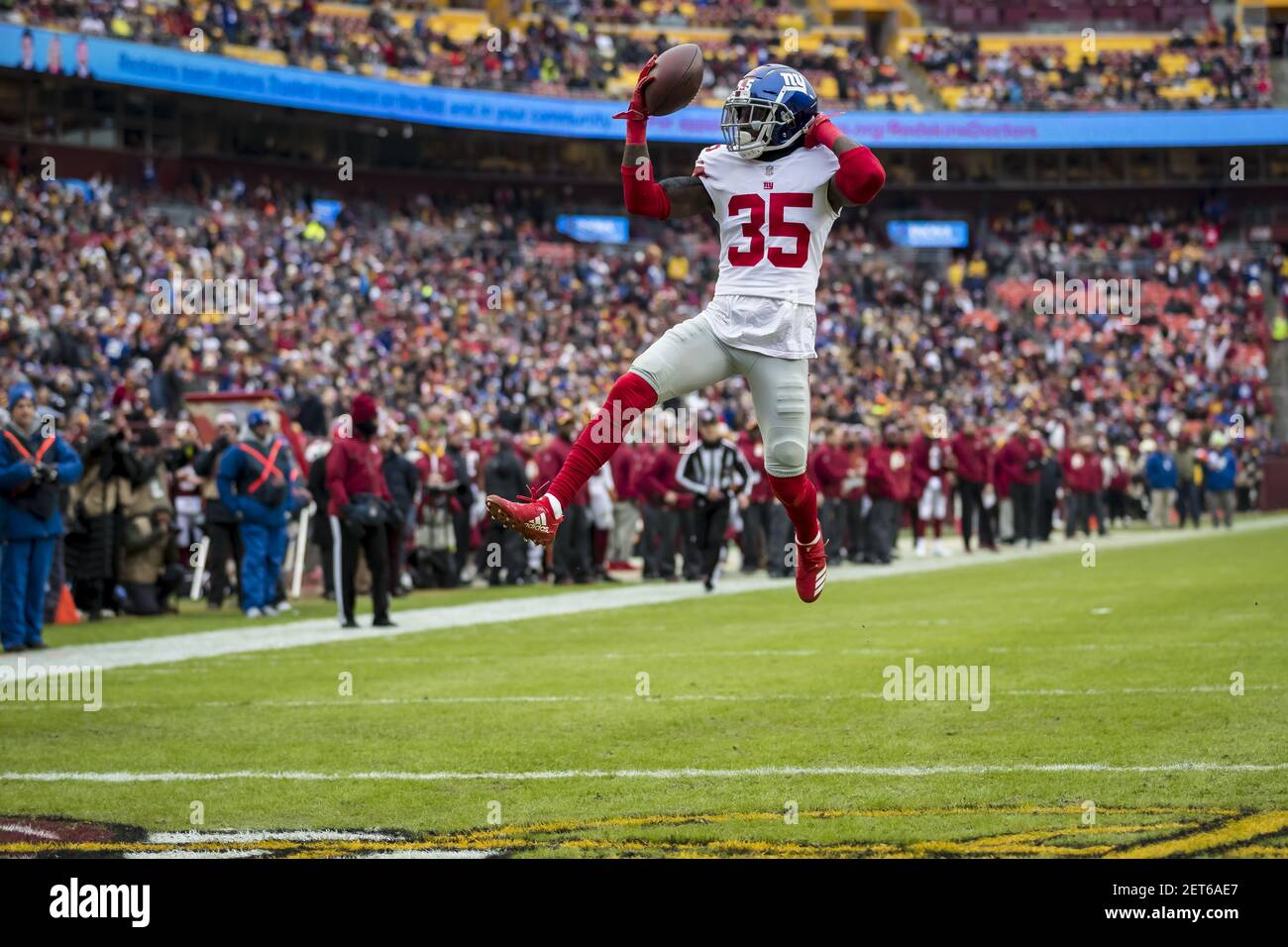 December 09, 2018: New York Giants cornerback Curtis Riley (35) returns ...