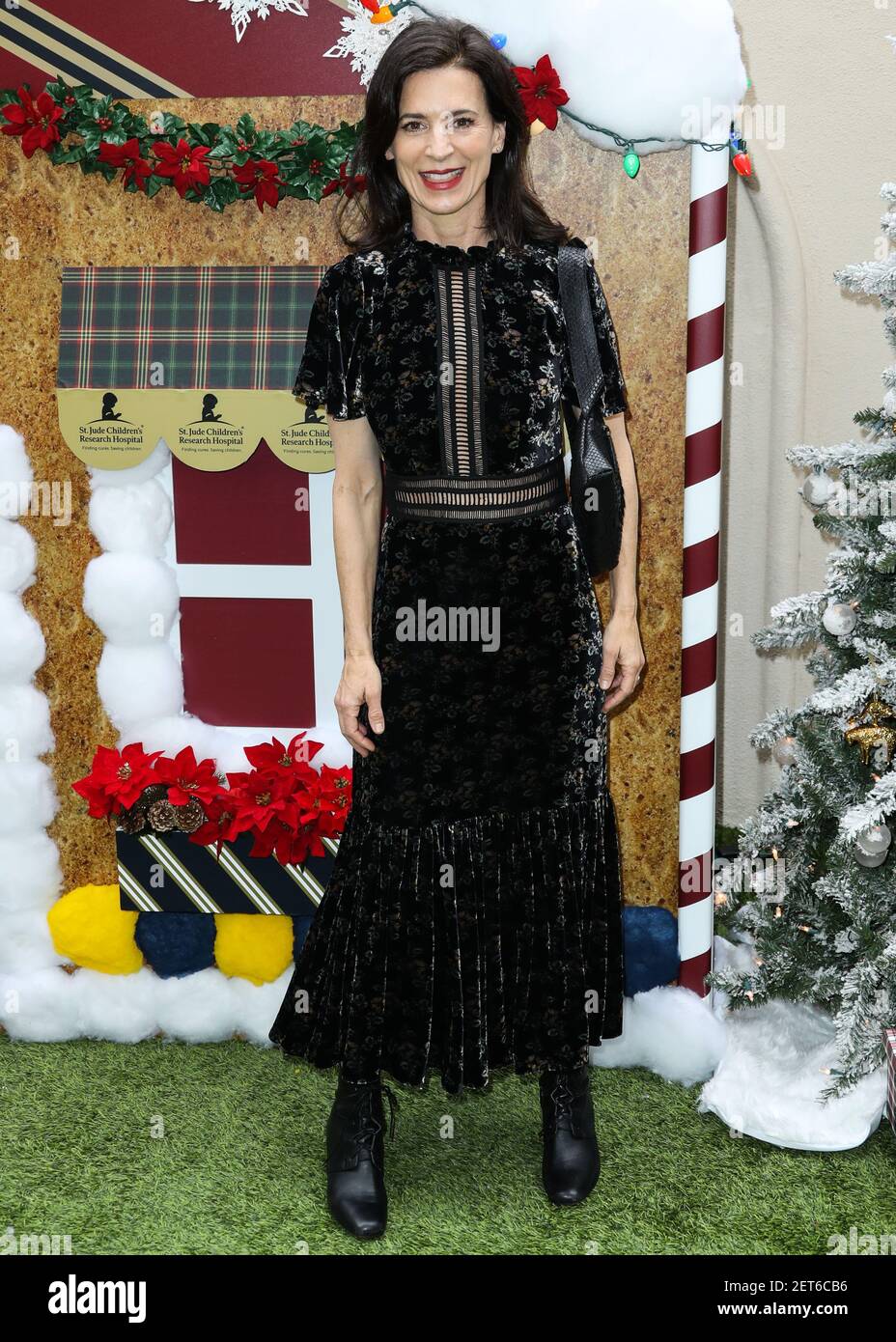 BEVERLY HILLS, LOS ANGELES, CA, USA - DECEMBER 09: Actress Perrey ...