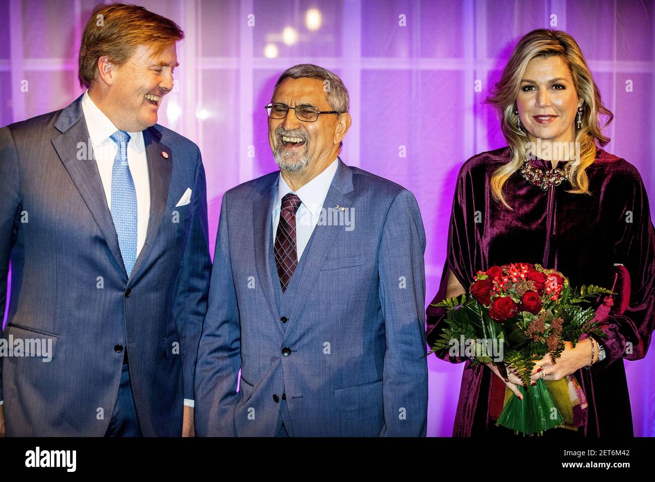 ROTTERDAM - King Willem-Alexander and Queen Maxima meet the Cape ...