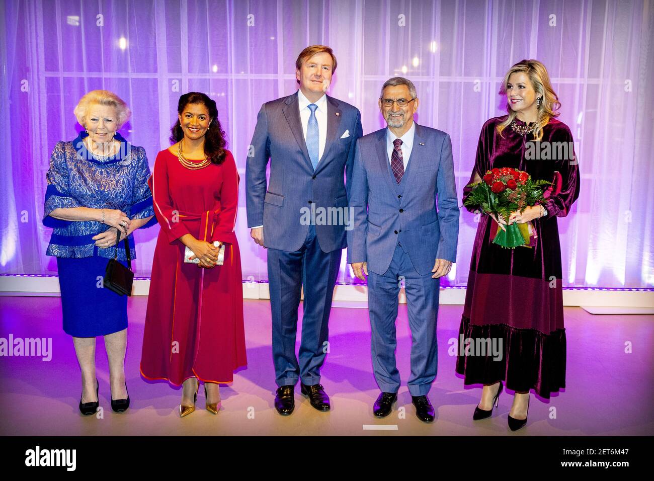 ROTTERDAM - King Willem-Alexander and Queen Maxima and princess beatrix ...