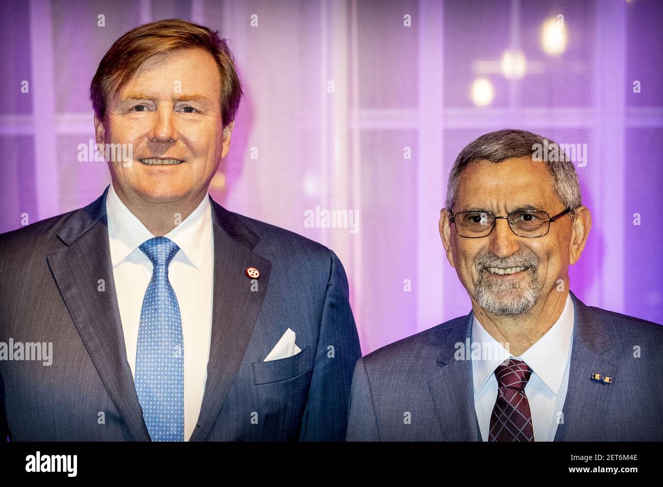 ROTTERDAM - King Willem-Alexander and Queen Maxima meet the Cape ...