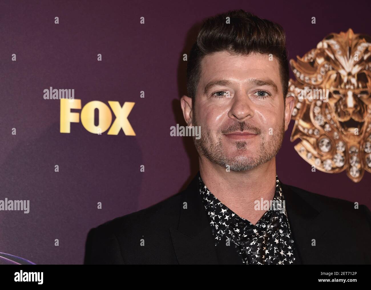 WEST HOLLYWOOD - DECEMBER 13: Robin Thicke at the premiere karaoke ...