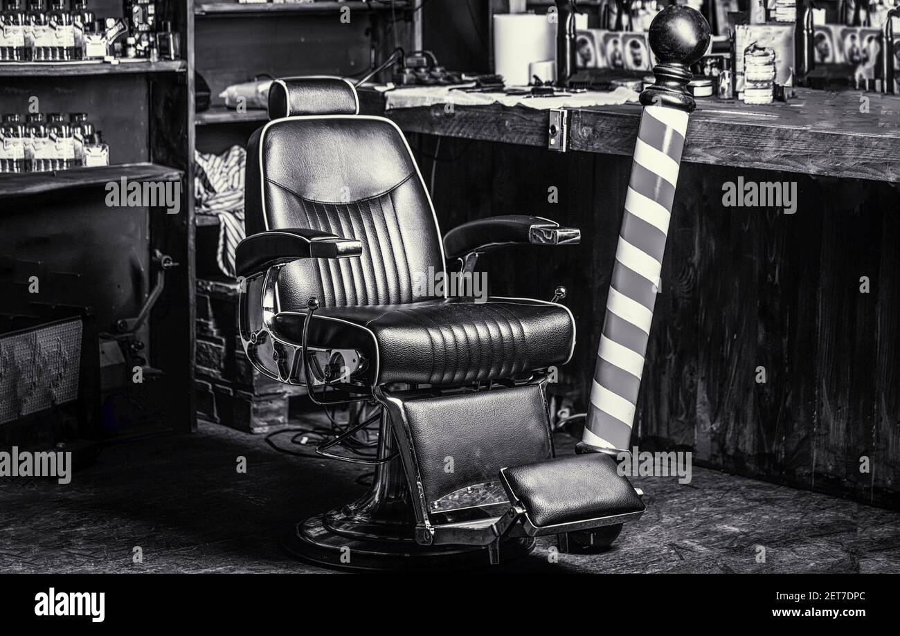 Barbershop vintage hi-res stock photography and images - Alamy