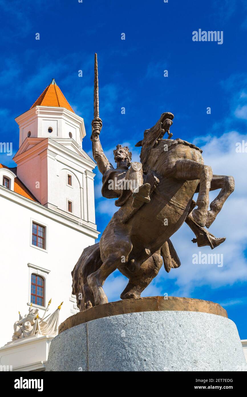 Medieval knight on a horse fortress hi-res stock photography and images ...