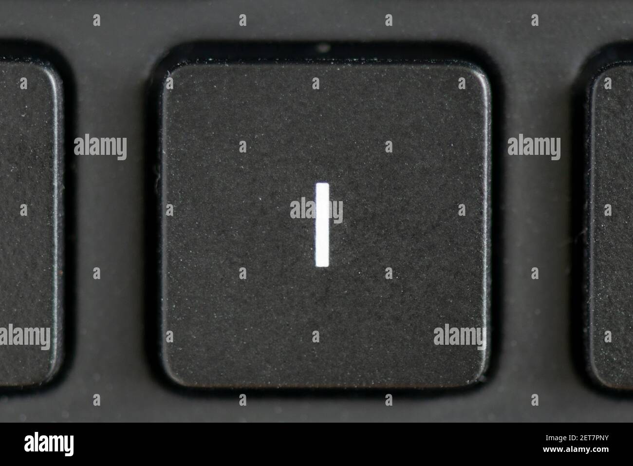 Letter I key on a laptop keyboard Stock Photo - Alamy