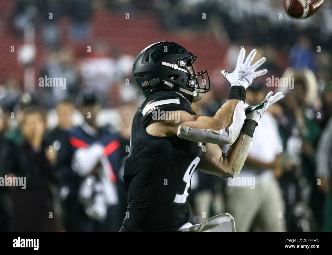 Ohio Bobcats wide receiver Andrew Meyer (9) catches a pass for a ...