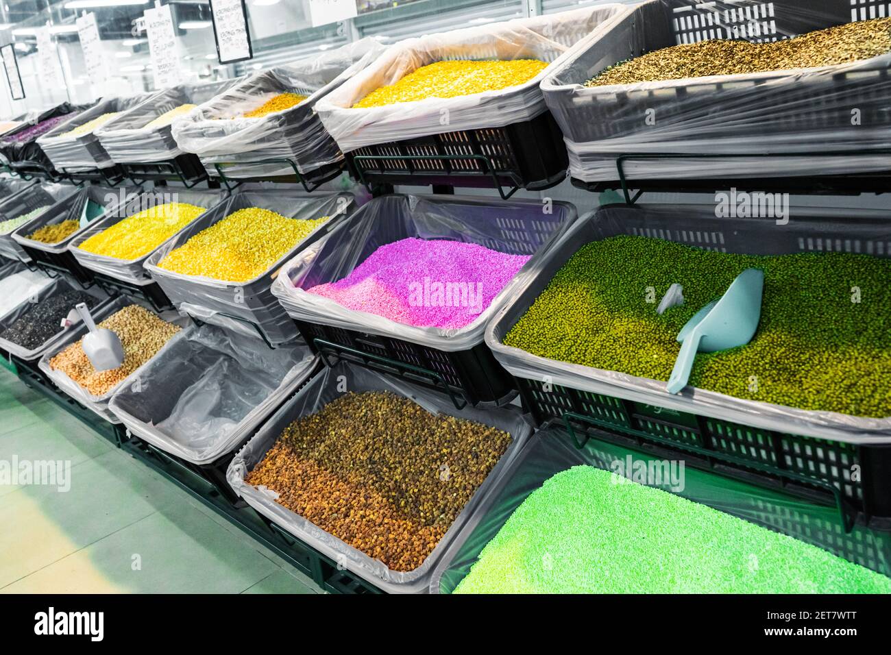 Grocery boxes on grocery store shelves close up Stock Photo - Alamy