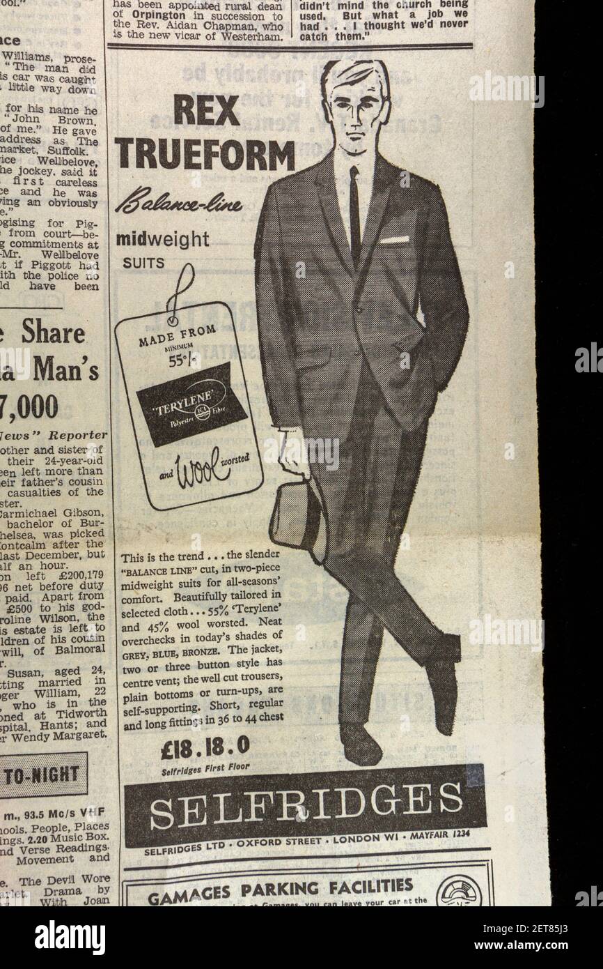 Selfridges uk 1960s hi-res stock photography and images - Alamy