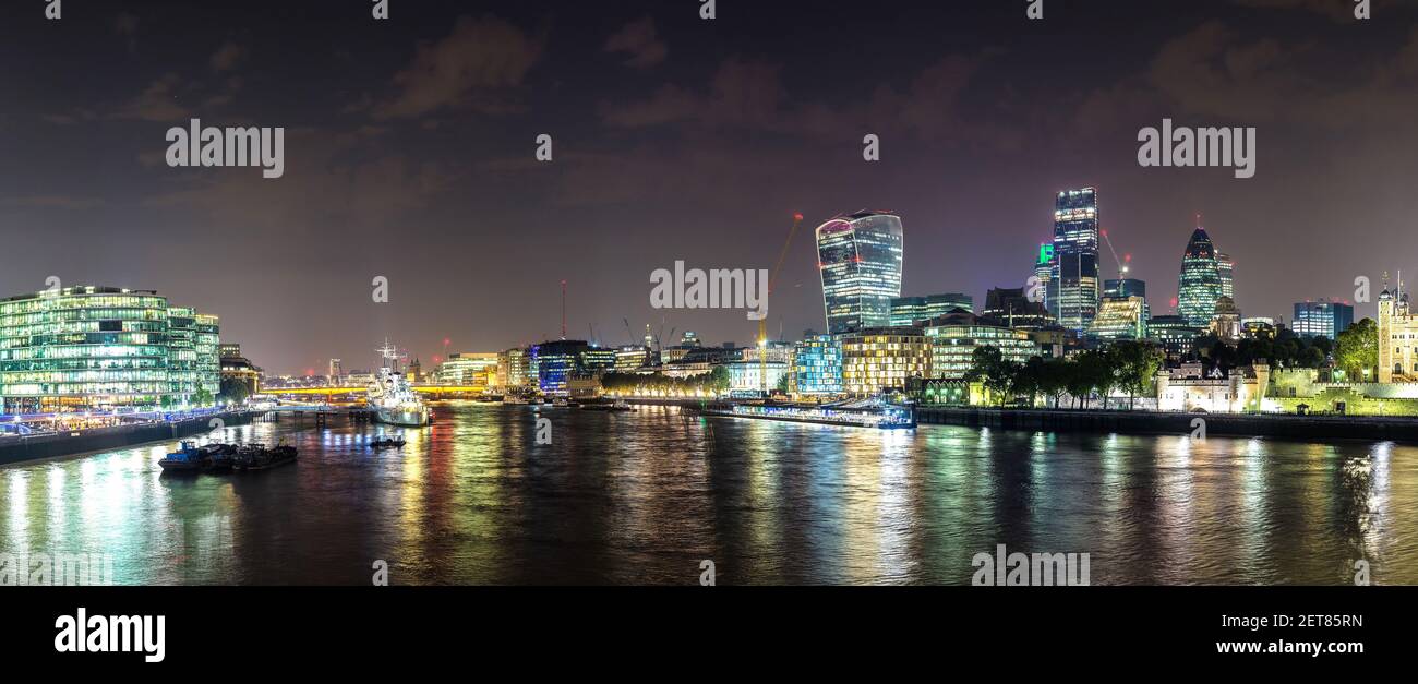 Night landscape view of The Shard in London, England, United Kingdom ...