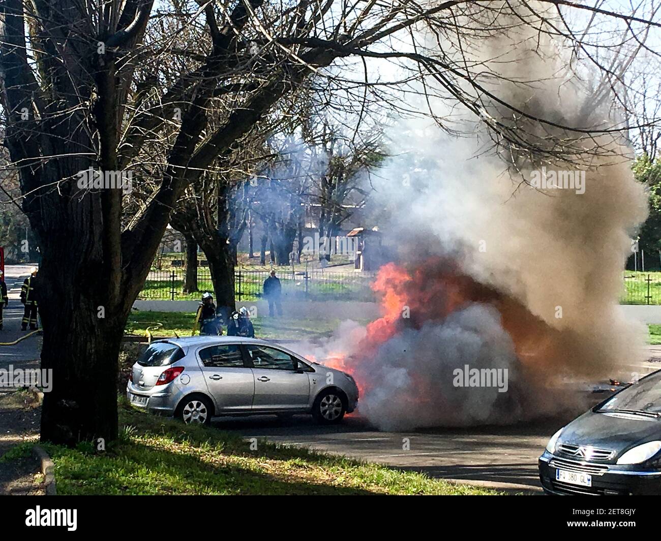 Extinghuished fire hi-res stock photography and images - Alamy