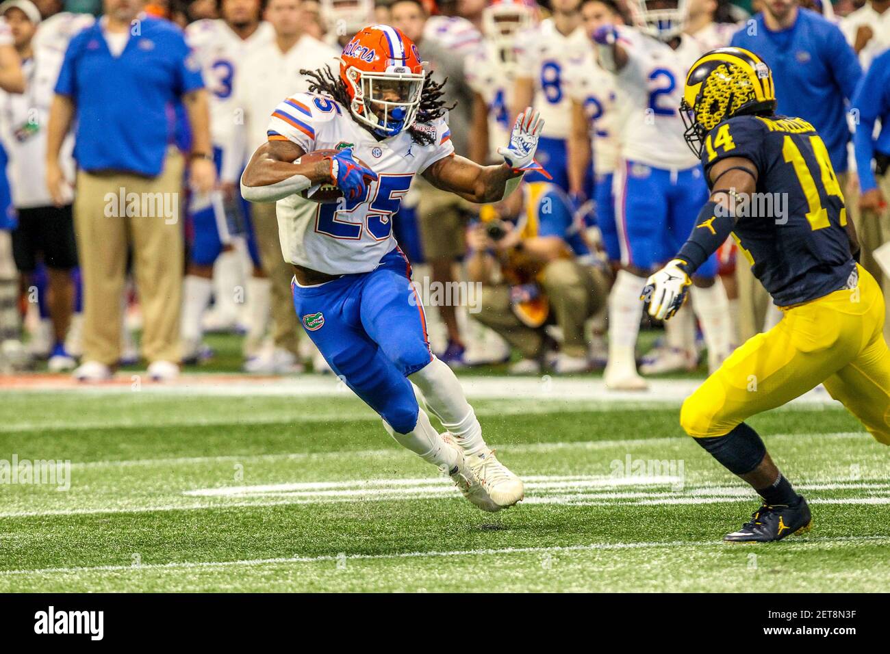 December 29, 2018: Florida's Jordan Scarlett (25) runs for yardage as ...