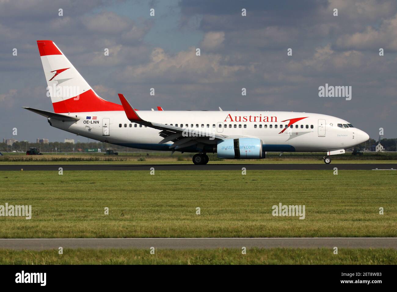 Austrian Airlines Boeing 737-700 with registration OE-LNN just landed ...