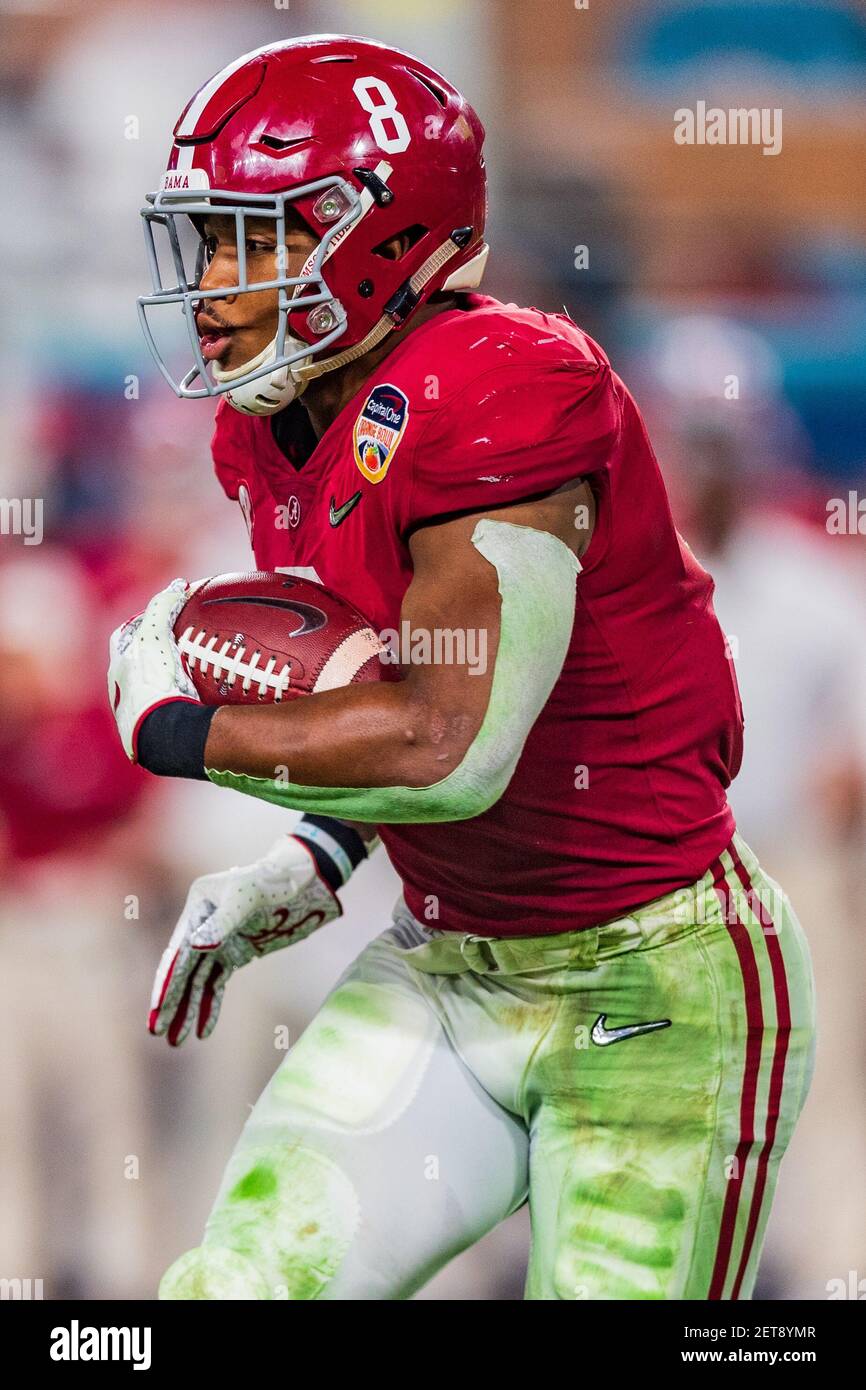 Alabama Crimson Tide running back Josh Jacobs (8) during the Capital ...