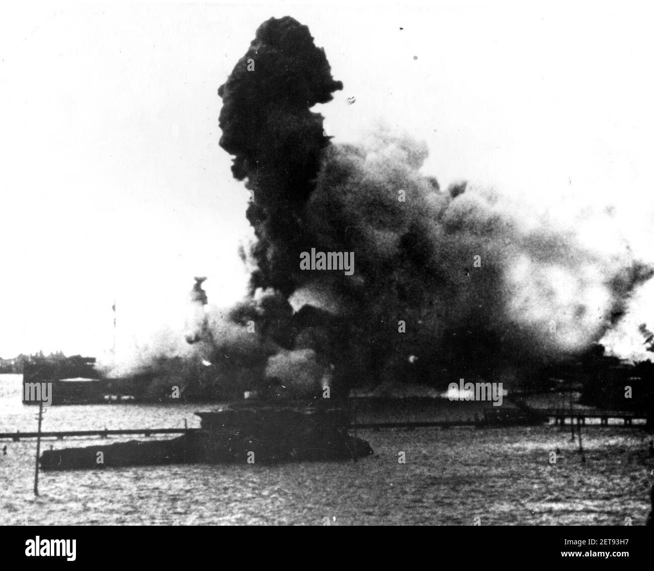 Pearl Harbor Attack, 7 December 1941 Stock Photo - Alamy