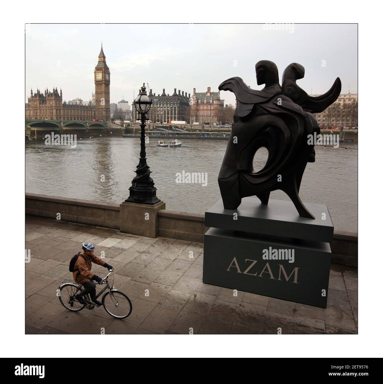 Major New Sculpture revealed... Nasser Azam, County Hall Gallery's ...