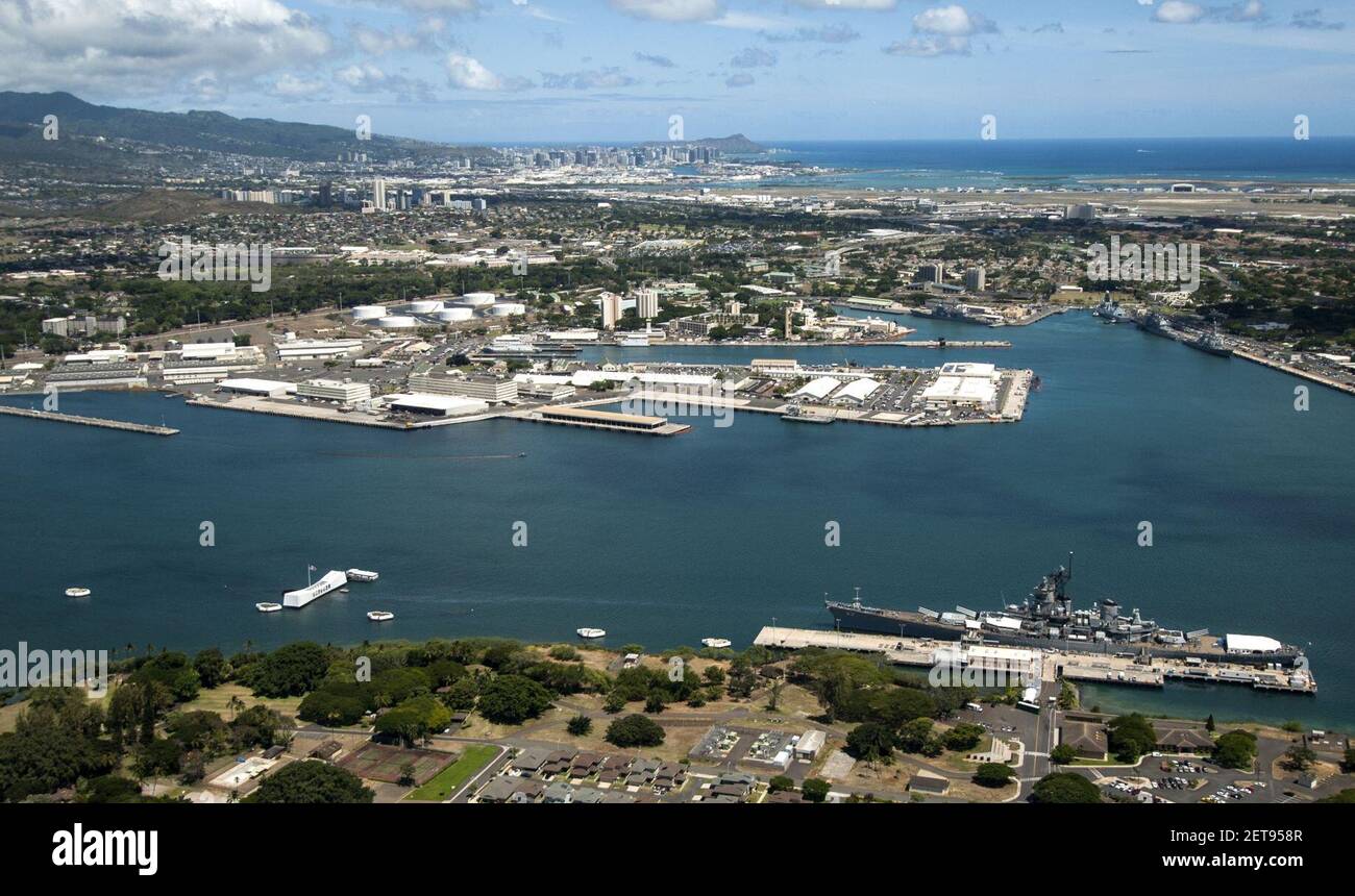 Pearl Harbor with sub base in 2013 Stock Photo - Alamy
