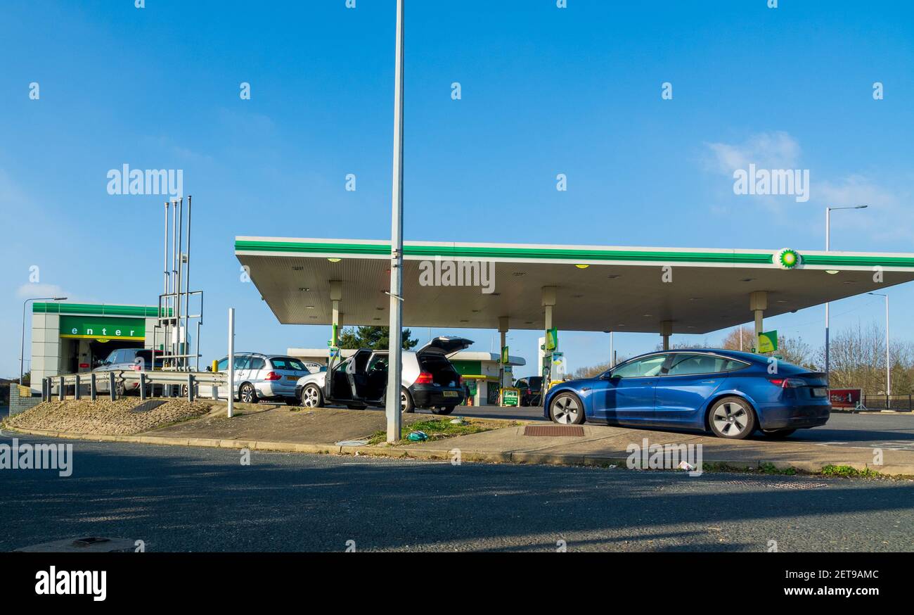 Automated petrol station hi-res stock photography and images - Alamy